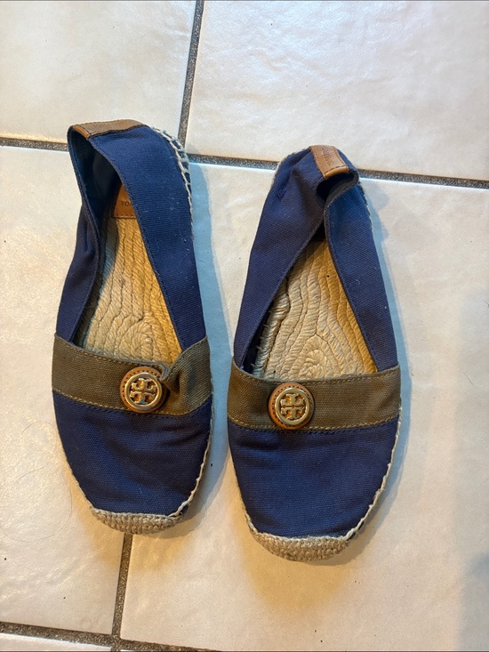 Tory Burch | Shoes | Tory Burch Navy Canvas Espadrille Flats With Olive ...